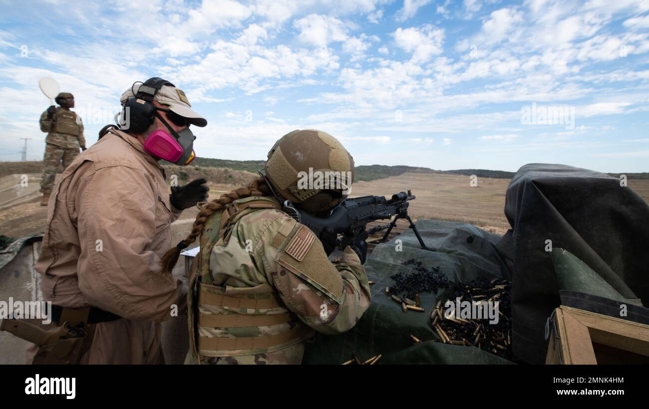 U.S. Air Force Jeff Jones, Lightweight Machine Gun Course instructor ...