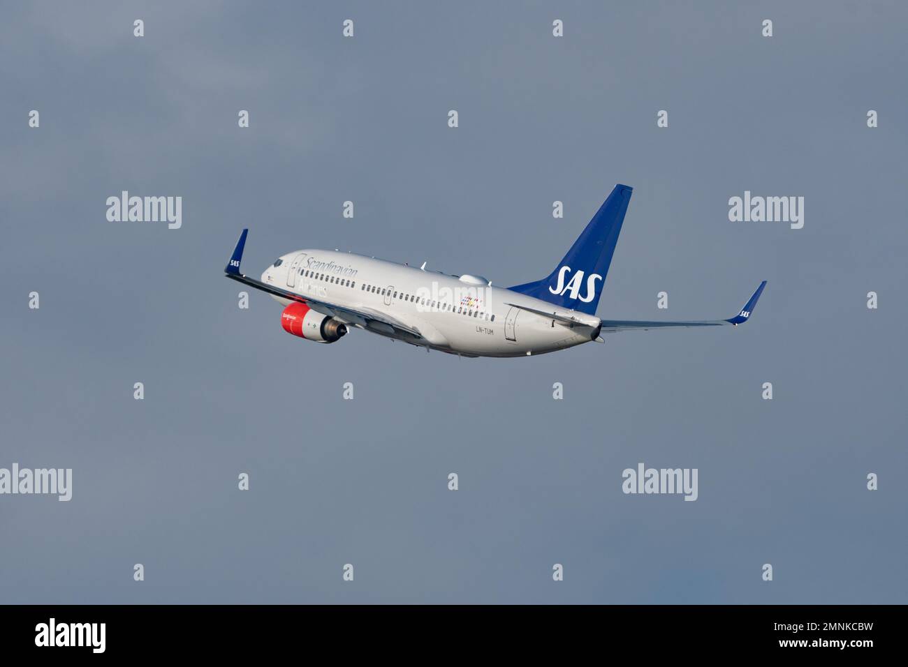 Boeing 737 705 hi-res stock photography and images - Alamy