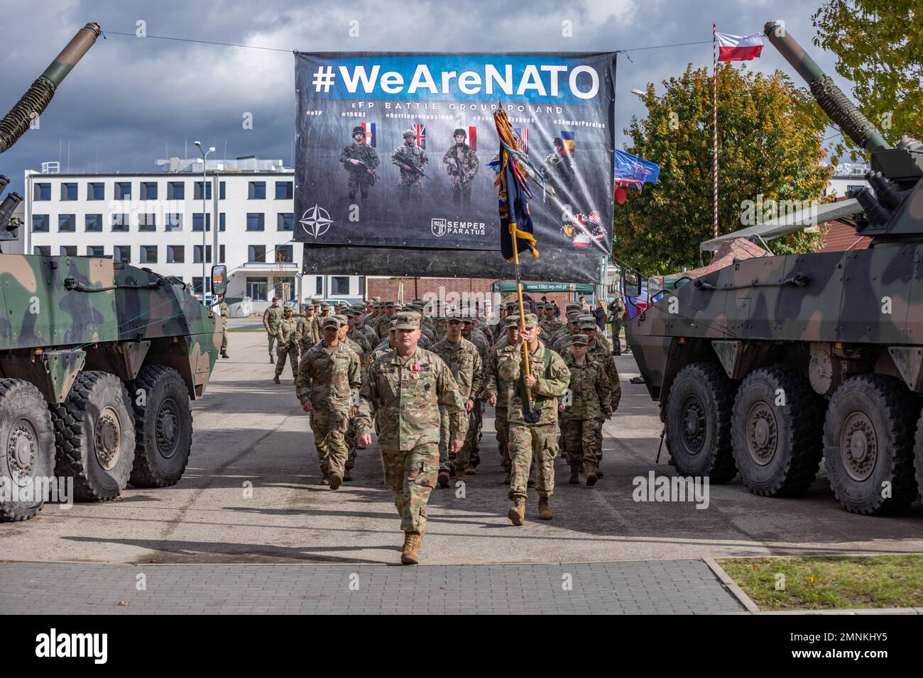 U.S. Army Soldiers with 1st Battalion, 185th Infantry Regiment ...