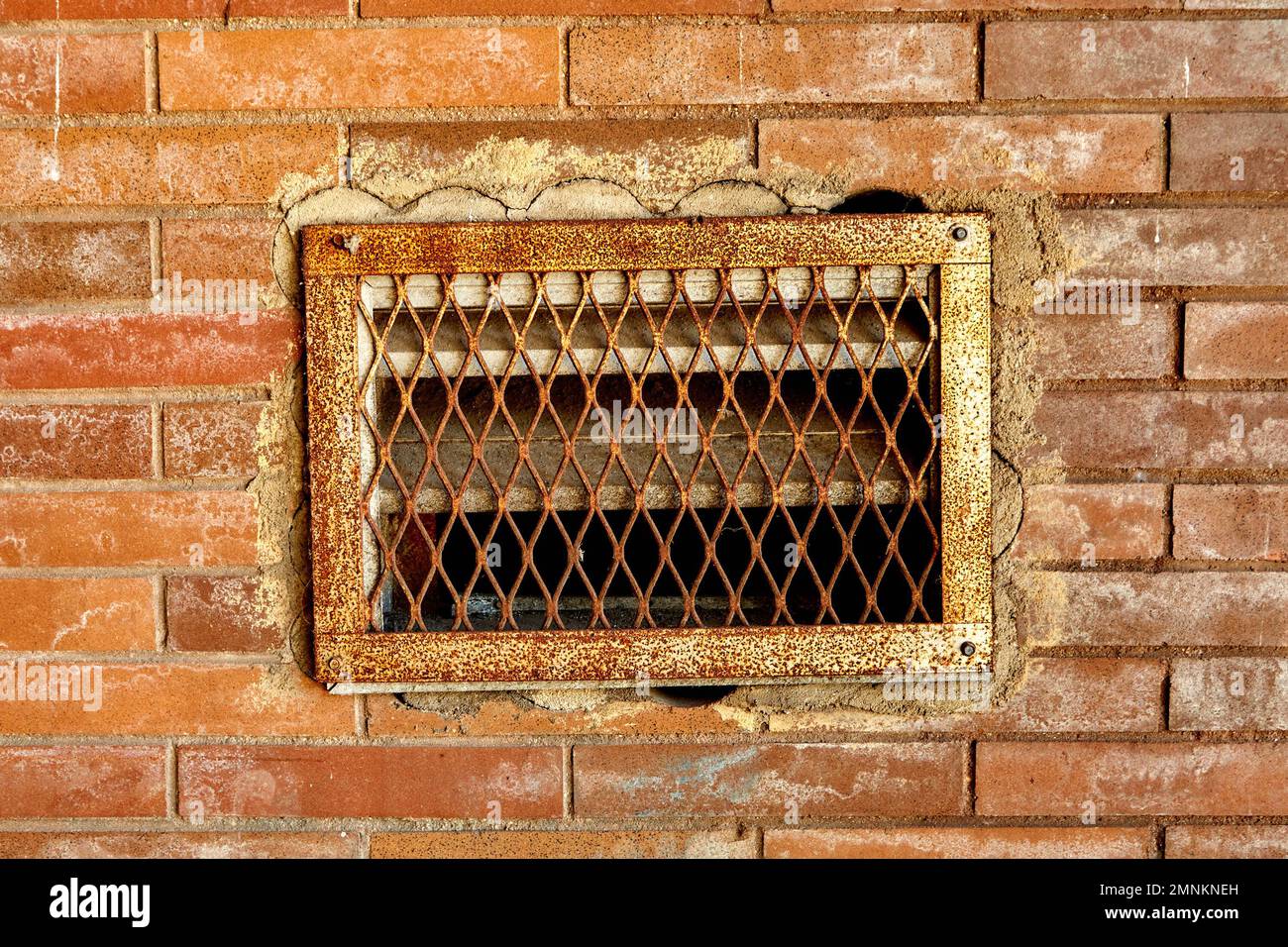 Red cross facility hi-res stock photography and images - Alamy