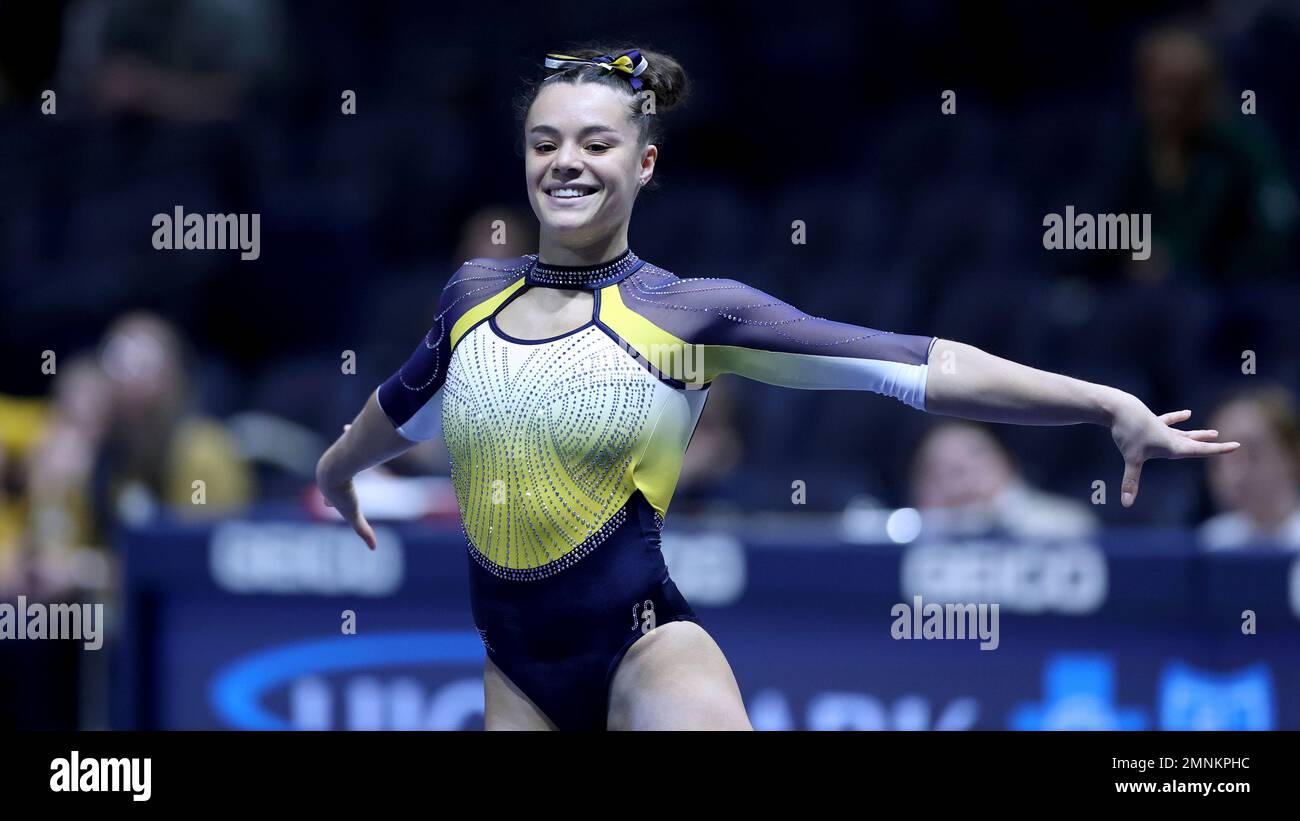 West Virginia's Kianna Yancey competes on floor during an NCAA ...