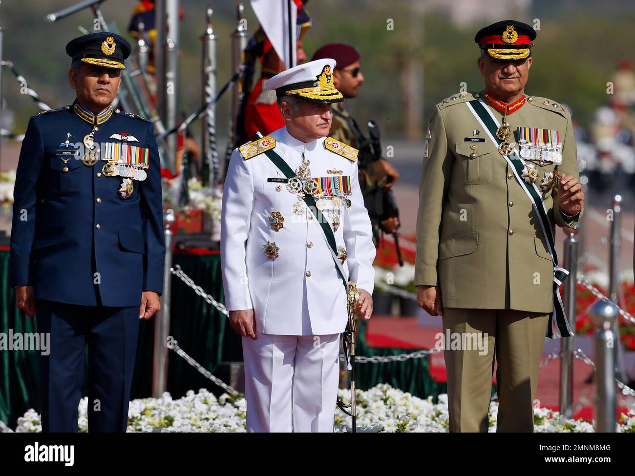Pakistan Army Chief Qamar Javed Bajwa, right, with Naval Chief Admiral ...