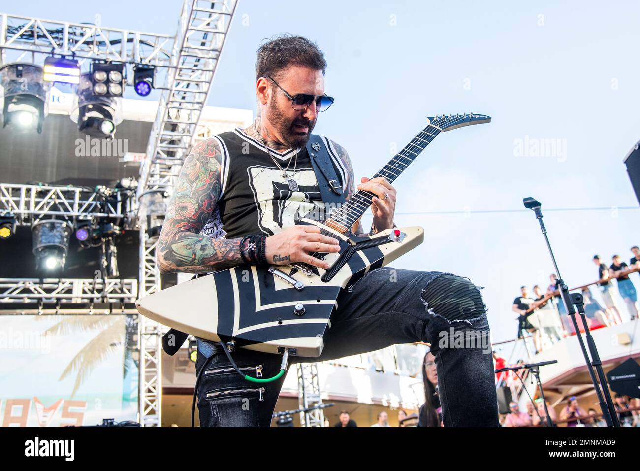 Jason Hook performs with The Stowaways on board the Carnival Magic ...