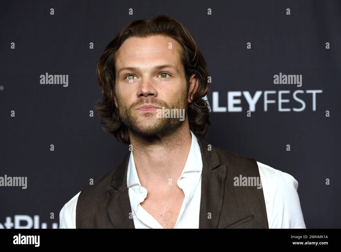 Jared Padalecki arrives at a screening of "Supernatural" during the ...