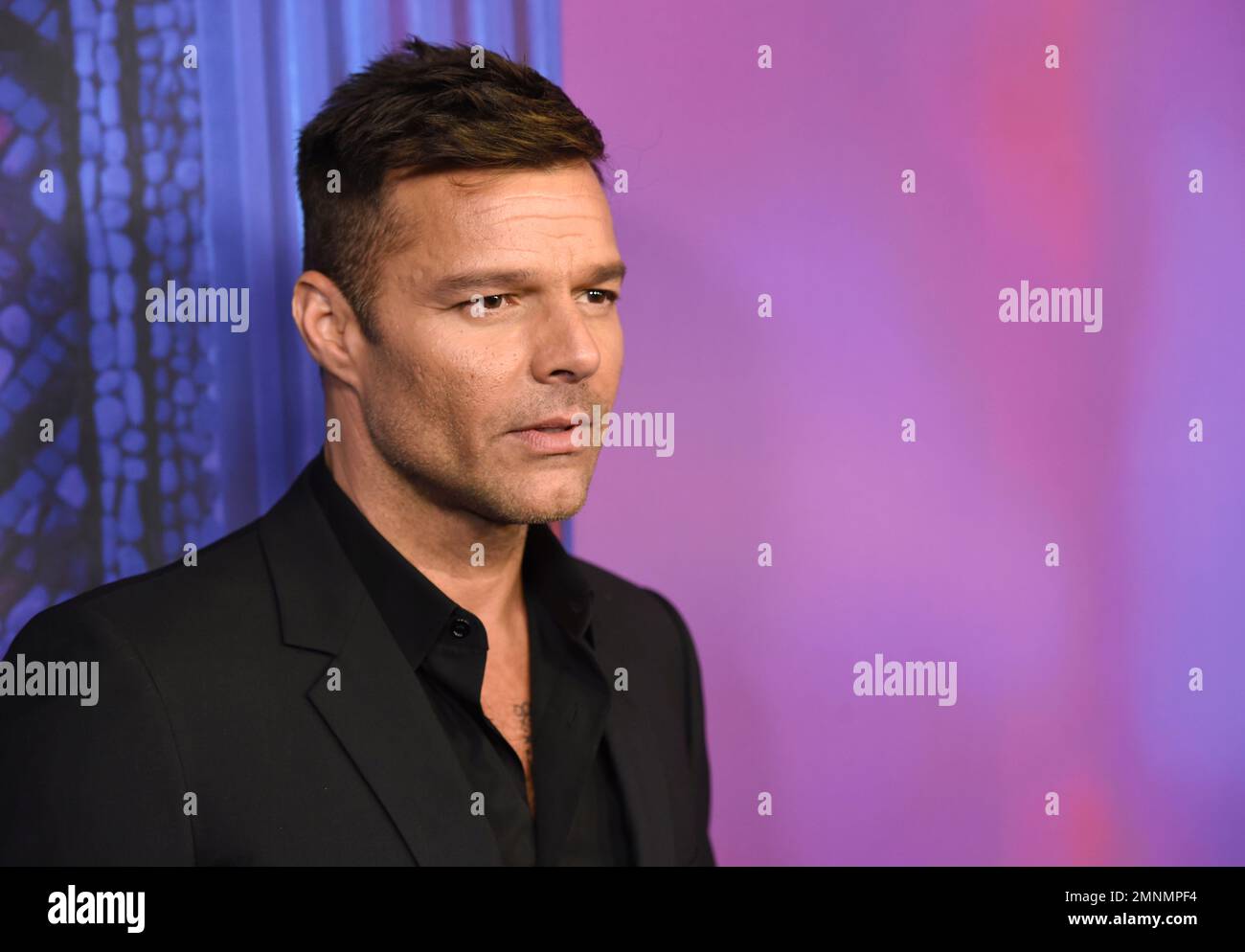 Ricky Martin arrives at "The Assassination of Gianni Versace: American ...
