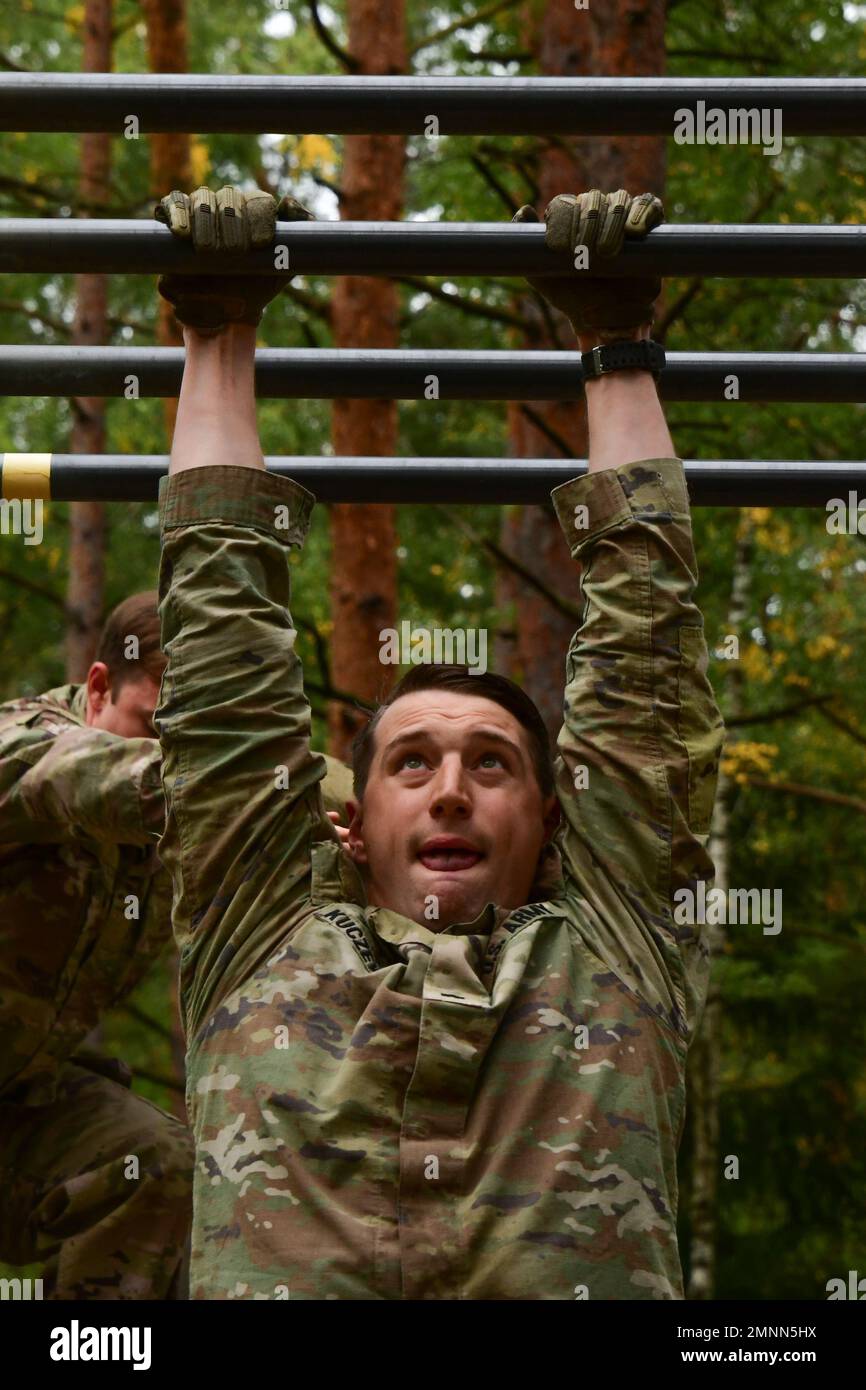 U.S. Soldiers assigned to Bull Troop, 1st Squadron, 2nd Cavalry ...