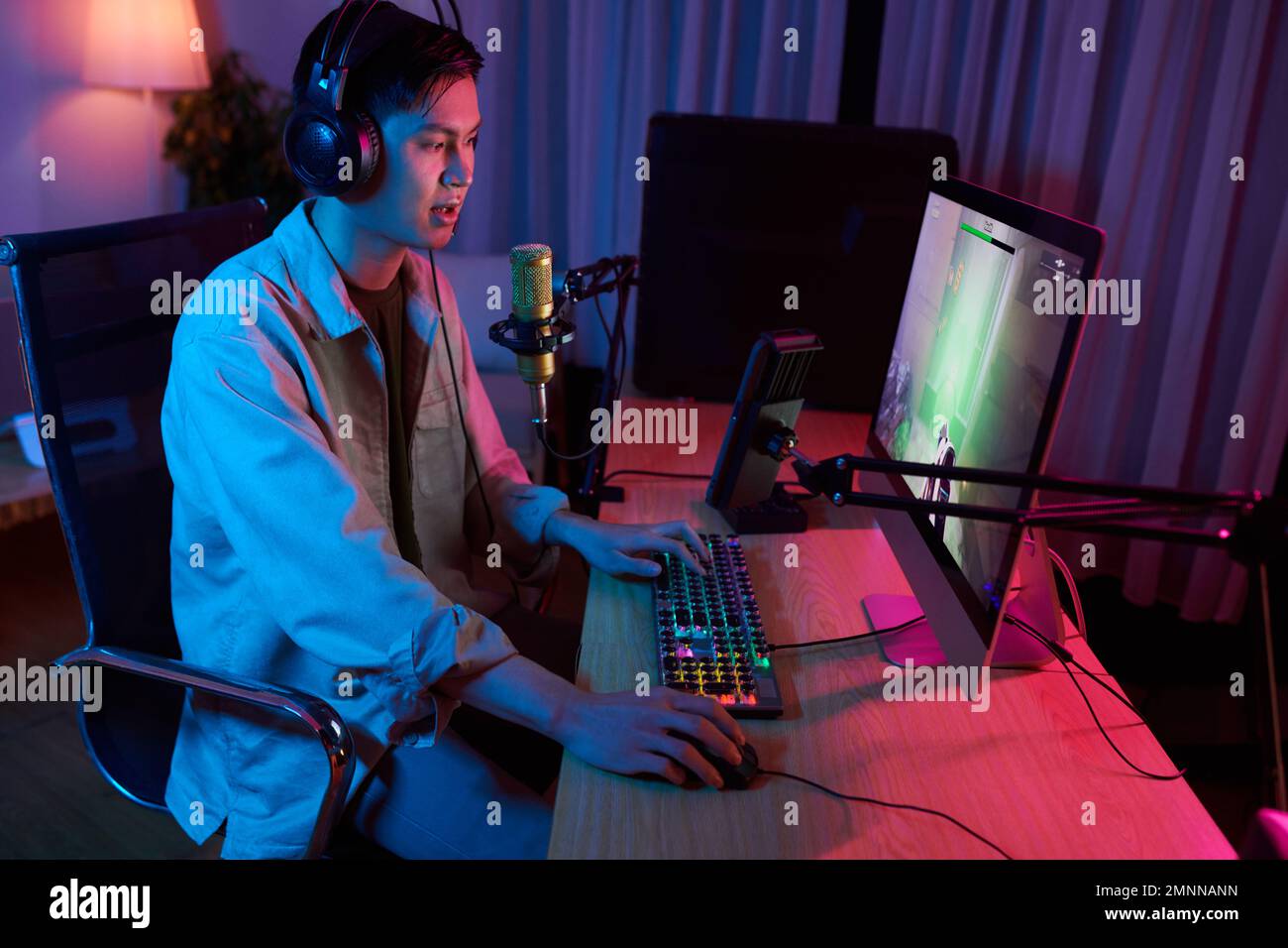 Letsplayer hi-res stock photography and images - Alamy