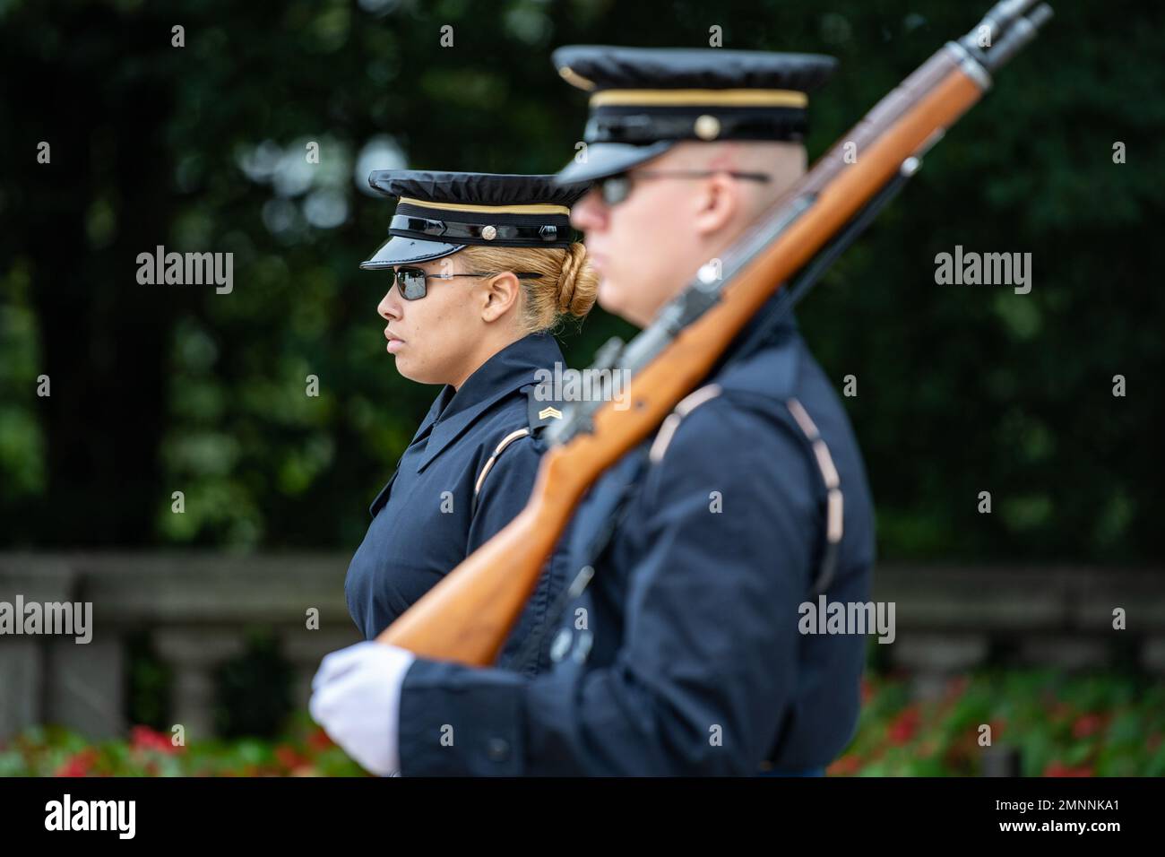 Sentinels tomb of the unknown soldier arlington national cemetery hi ...