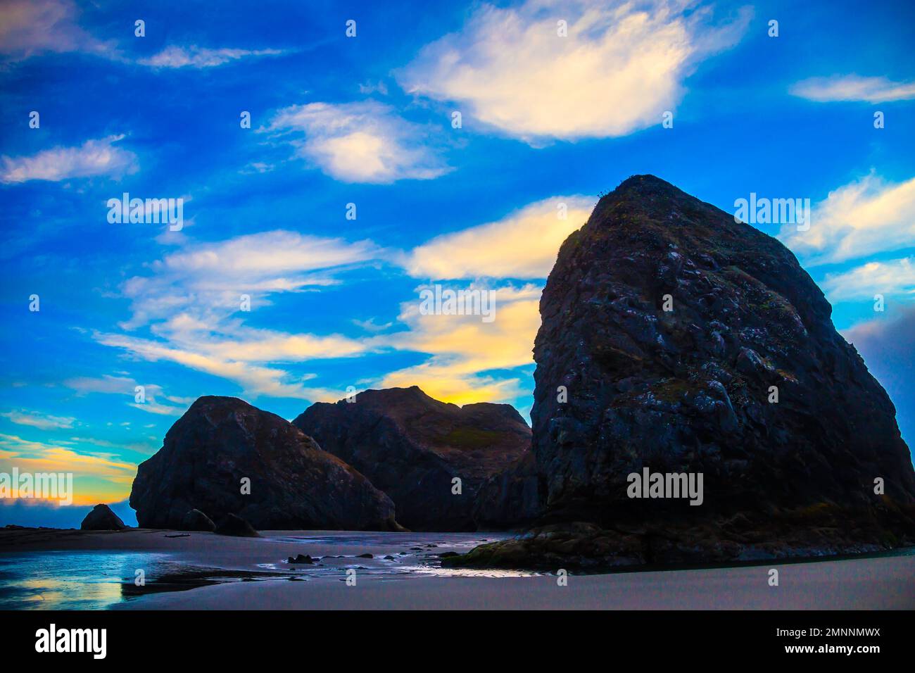 Costal landscapes hi-res stock photography and images - Alamy