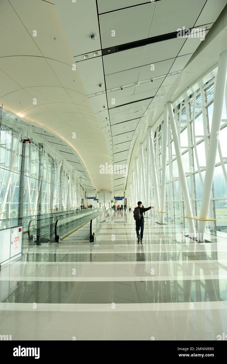 The New Skybridge at Hong Kong International airport Stock Photo - Alamy