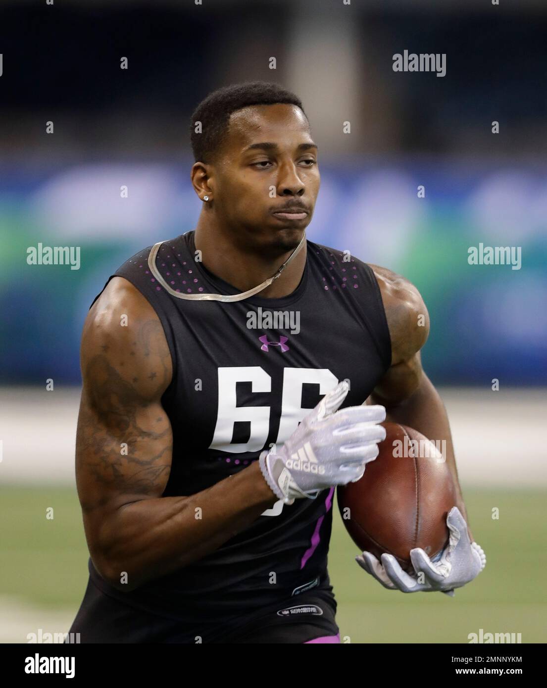 Louisiana-Lafayette defensive back Trey Walker runs a drill during the ...