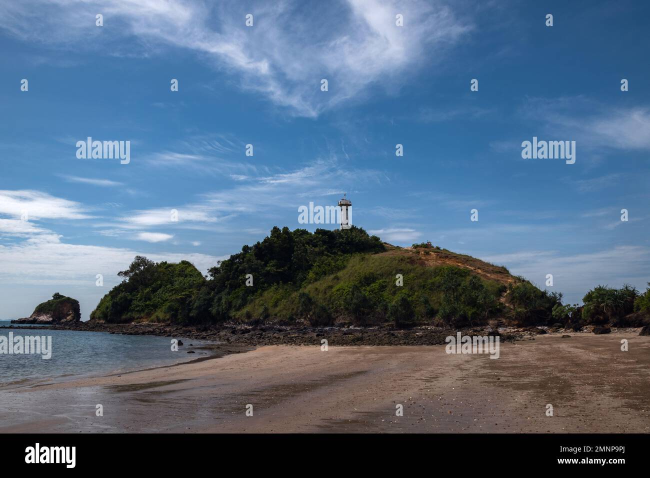 Koh Lanta Lighthouse in Mu Ko Lanta National park, Krabi, Thailand ...