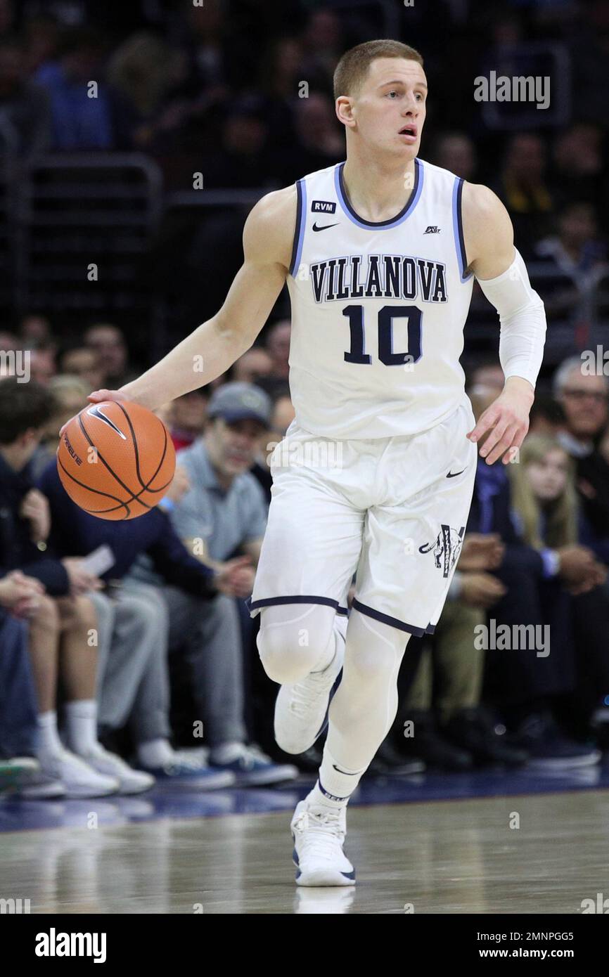 Villanova's Donte DiVincenzo in action during the first half of an NCAA ...