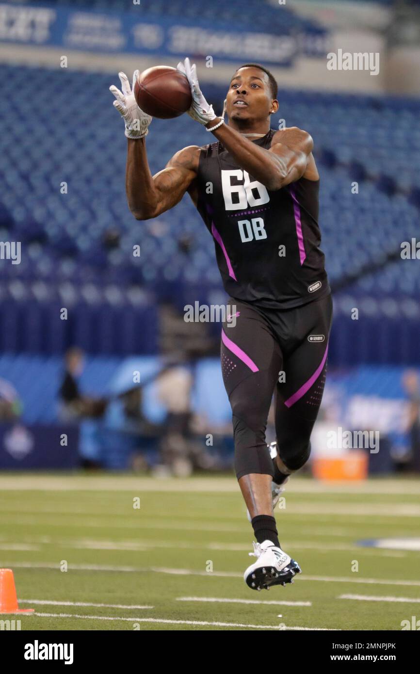 Louisiana-Lafayette defensive back Trey Walker runs a drill at the NFL ...