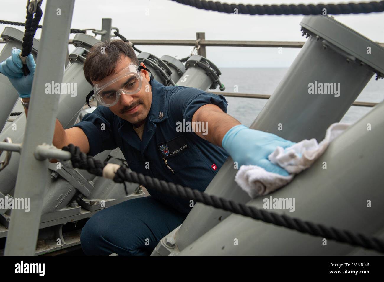 221005-N-SN516-1060 PACIFIC OCEAN (Oct. 5, 2022) U.S. Navy Cryptologic ...