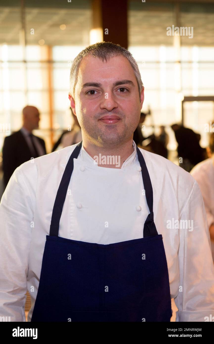 Chef Abram Bissell participates in the C-CAP (Careers through Culinary ...