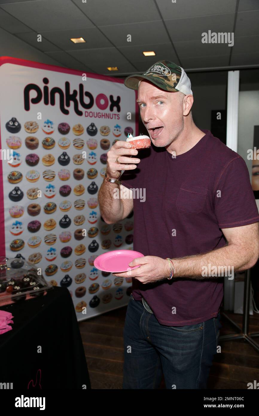 Hugo Armstrong attends Day 1 of the Kari Feinstein Style Lounge at ...