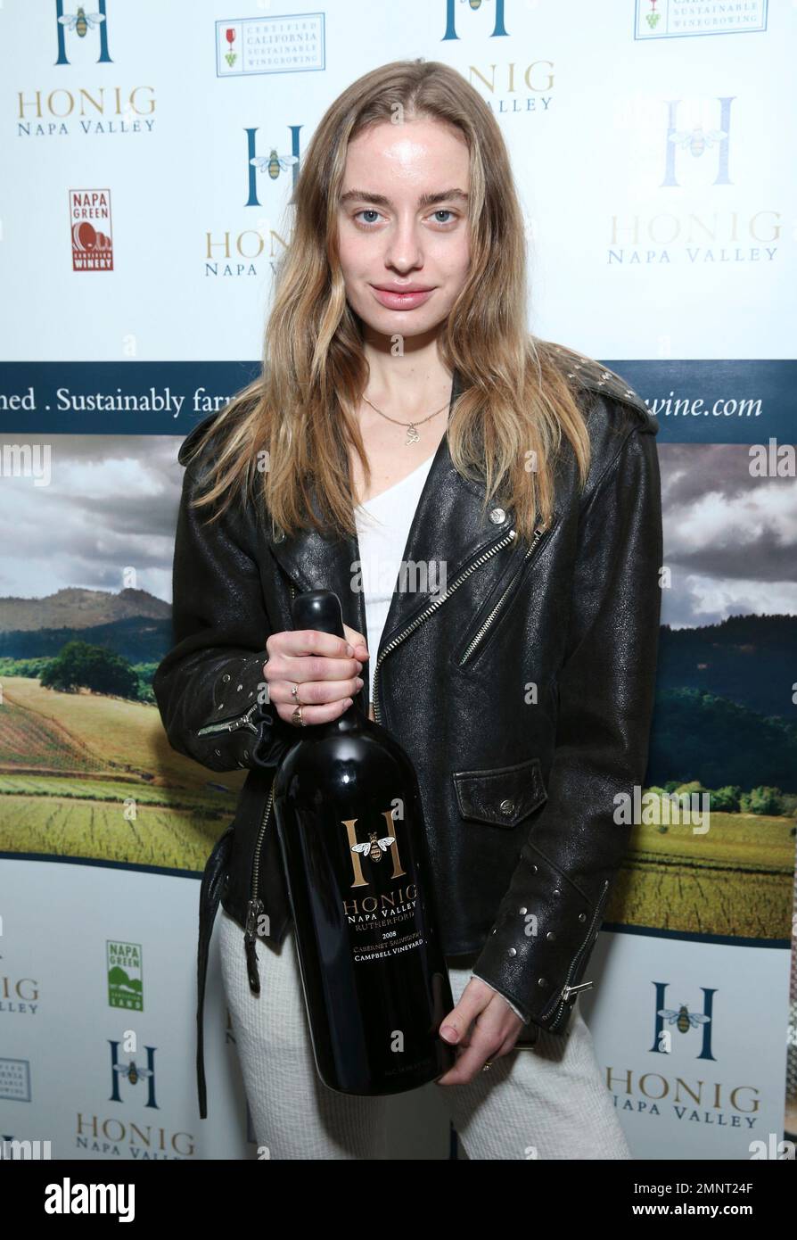 Sonya Esman attends Day 2 of the Kari Feinstein Style Lounge at the ...