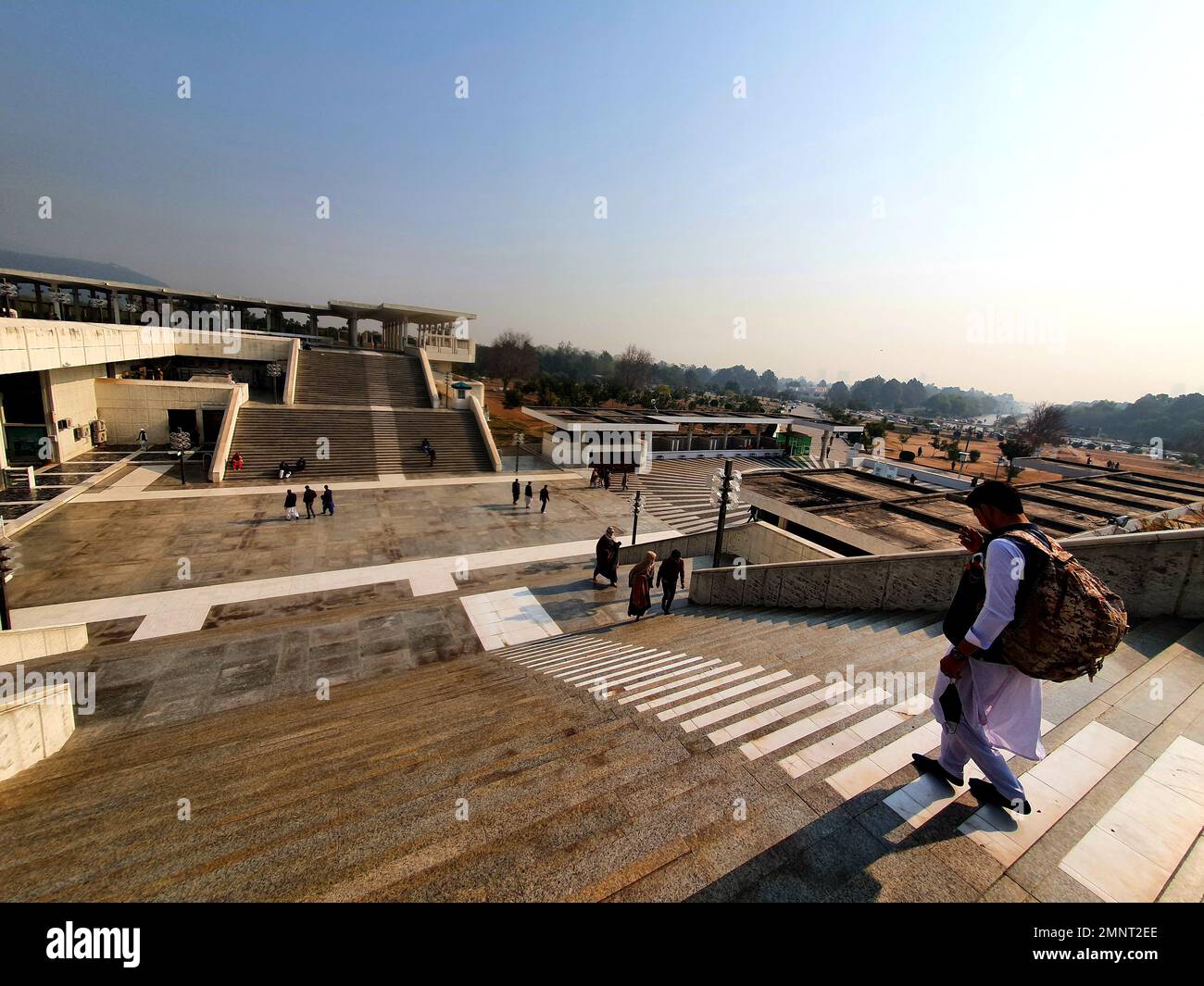 Faisal mosque islamabad hi-res stock photography and images - Alamy