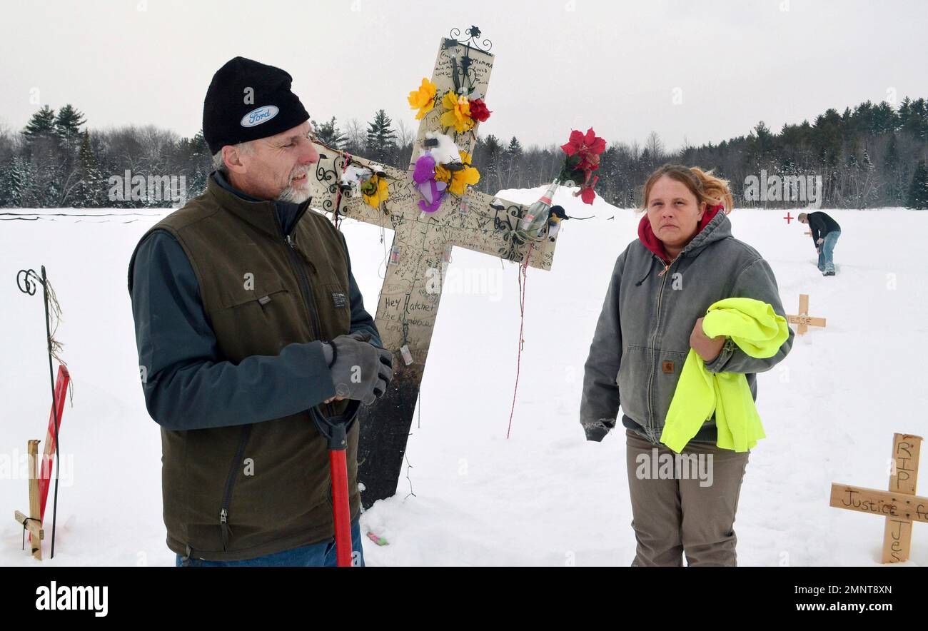 In this Feb. 9, 2018 photo, Oscar "Fred" Butman, left, and family ...