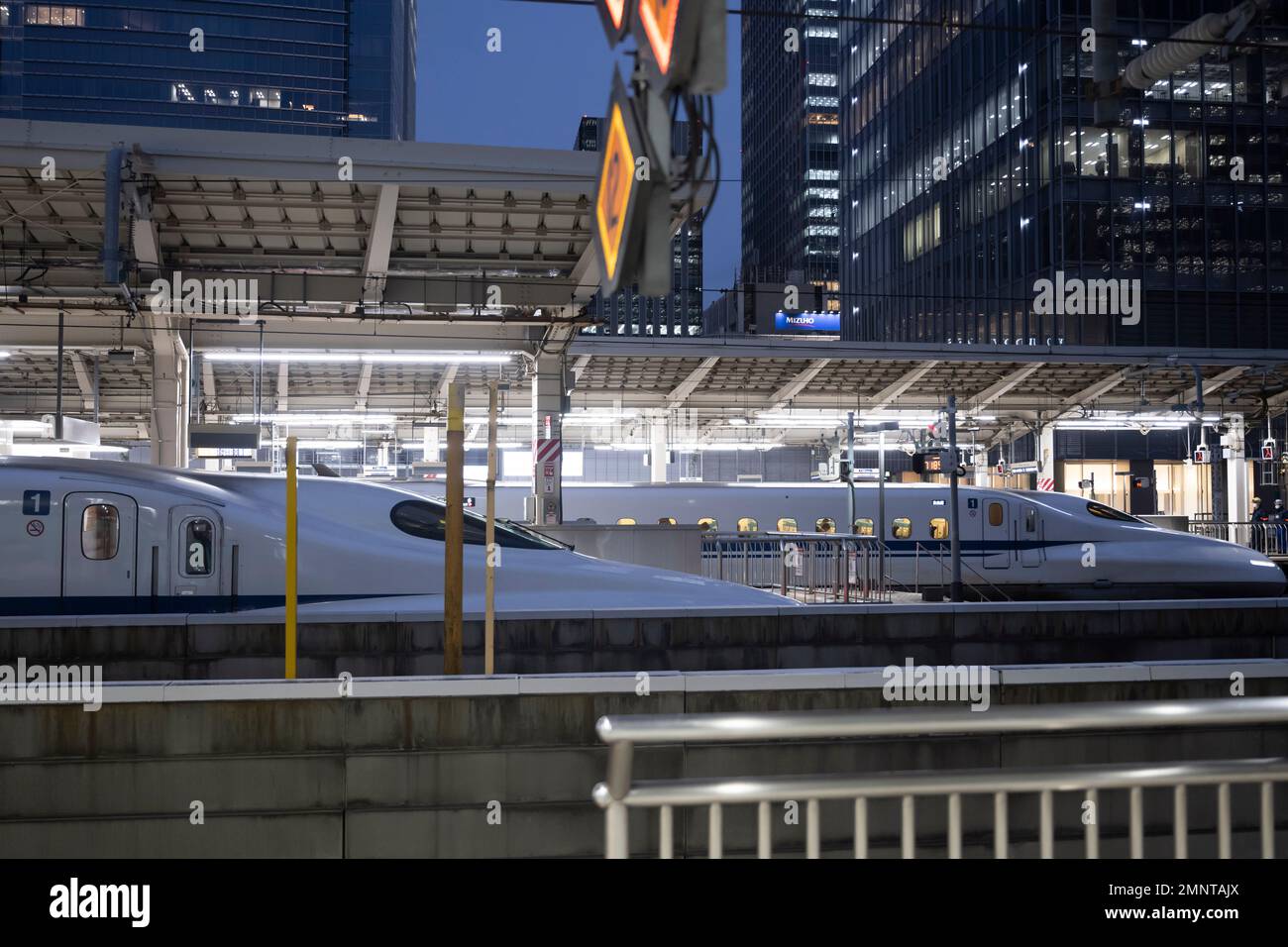 Tokyo, Japan. 27th Jan, 2023. N700 Series Shinkansen trains on the JR ...