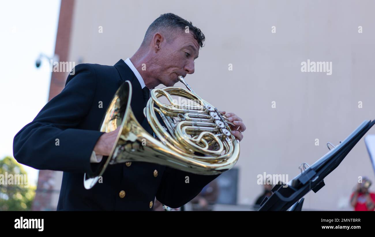 SAN FRANCISCO (Oct. 5, 2022) U.S. Navy Chief Musician Christopher ...