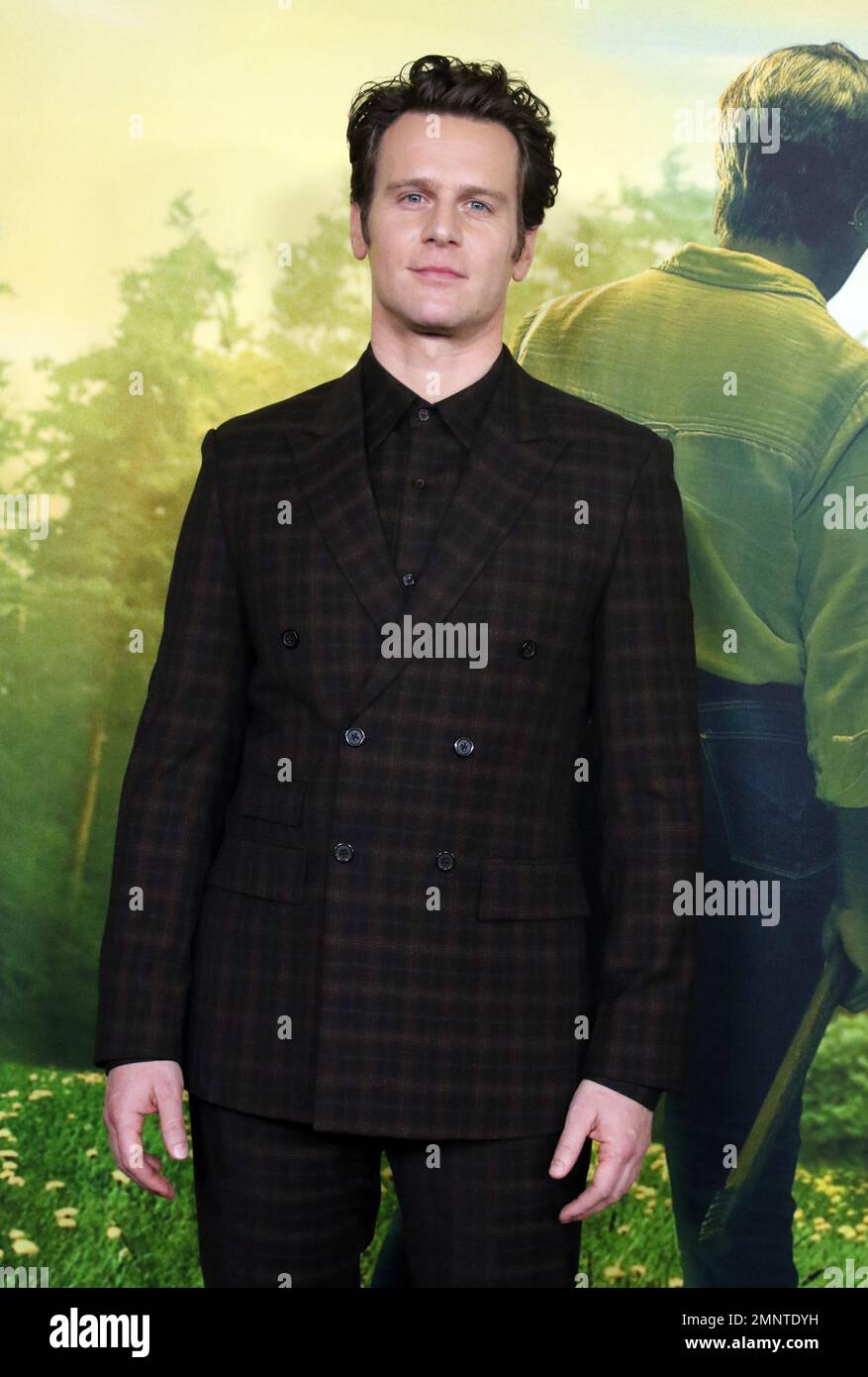 New York, NY, USA. 30th Jan, 2023. Jonathan Groff at the NY premiere of ...