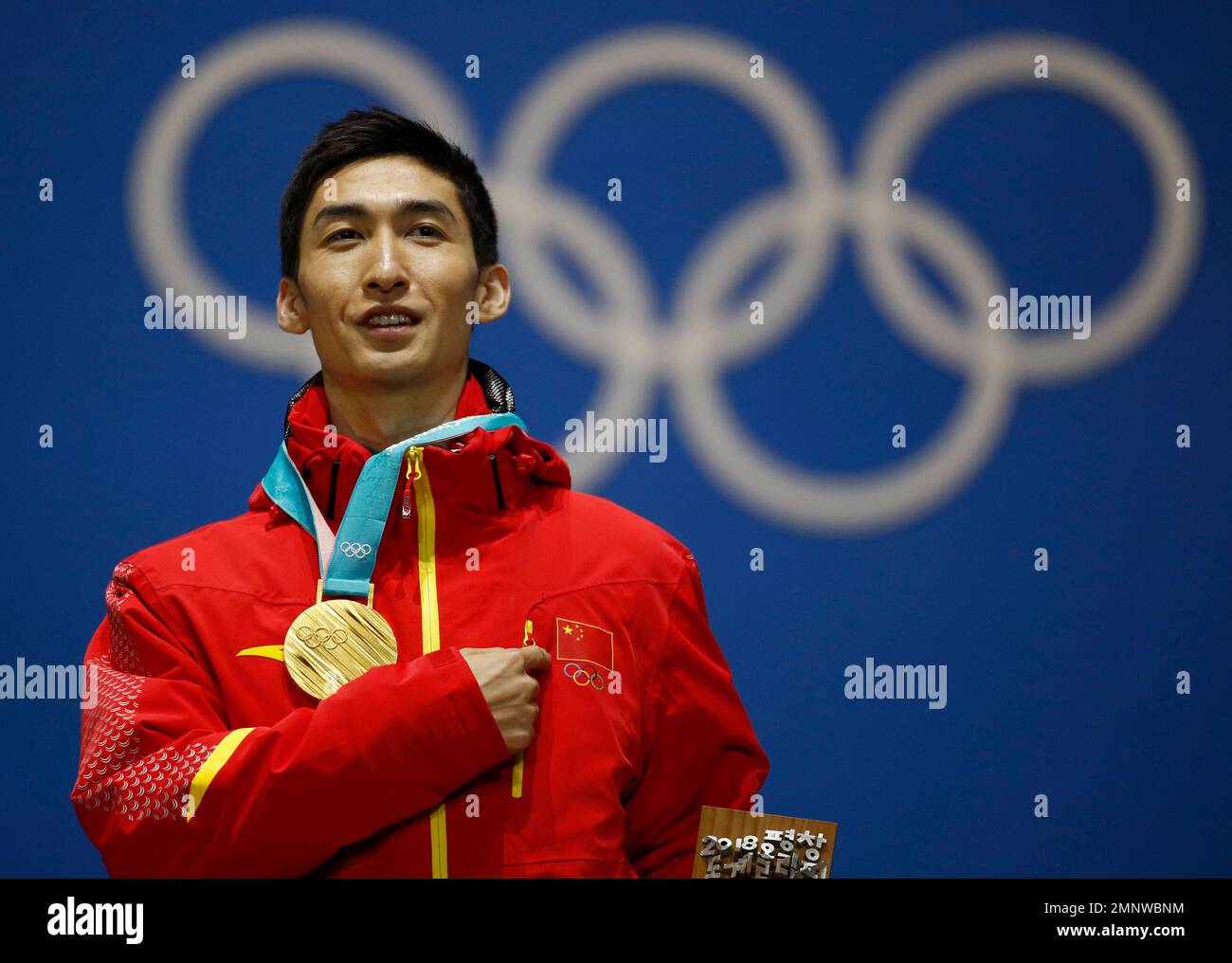 Gold medalist in the men's 500 meters short track speedskating Wu ...