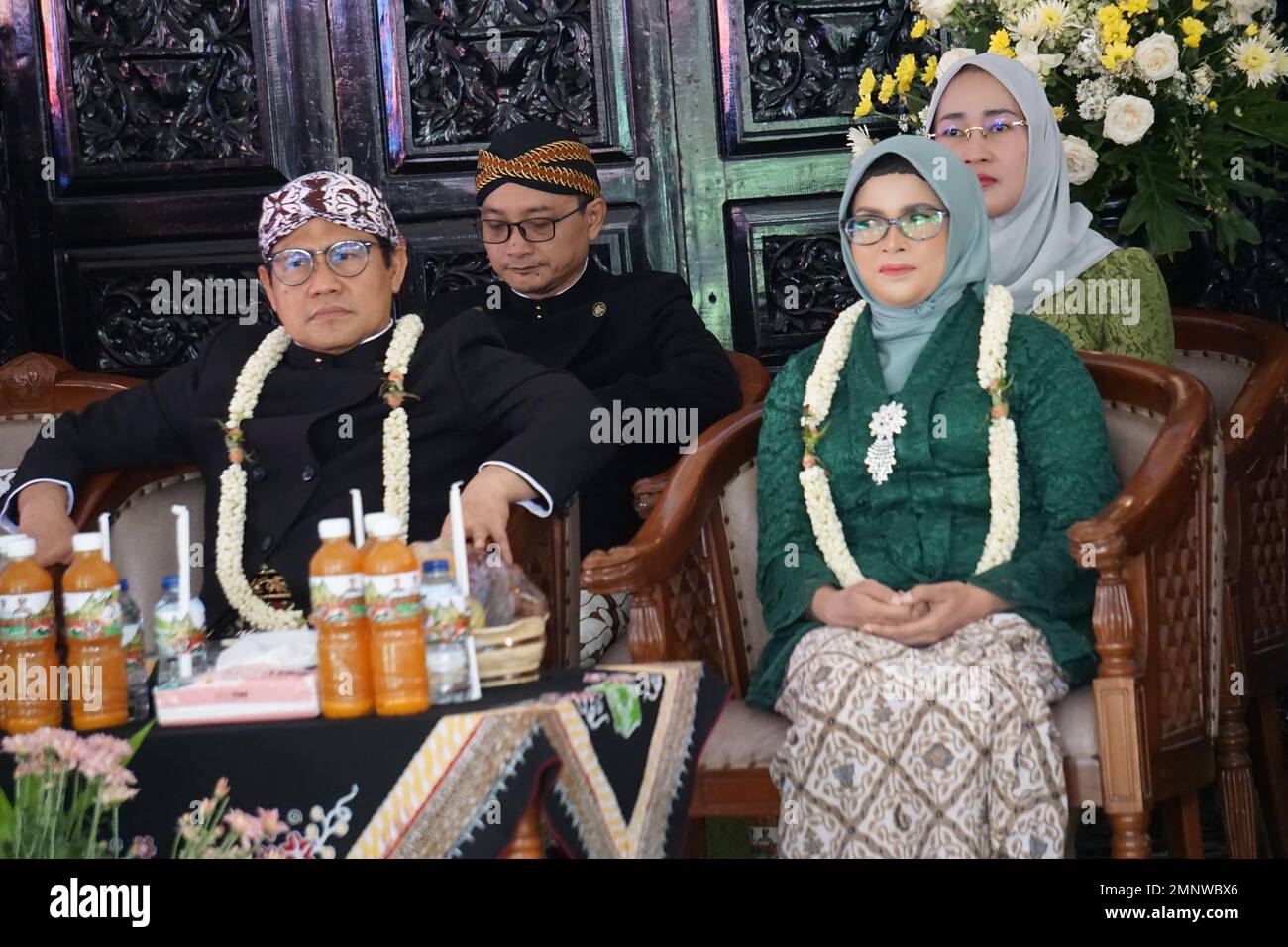 Gong the world heritage hi-res stock photography and images - Alamy