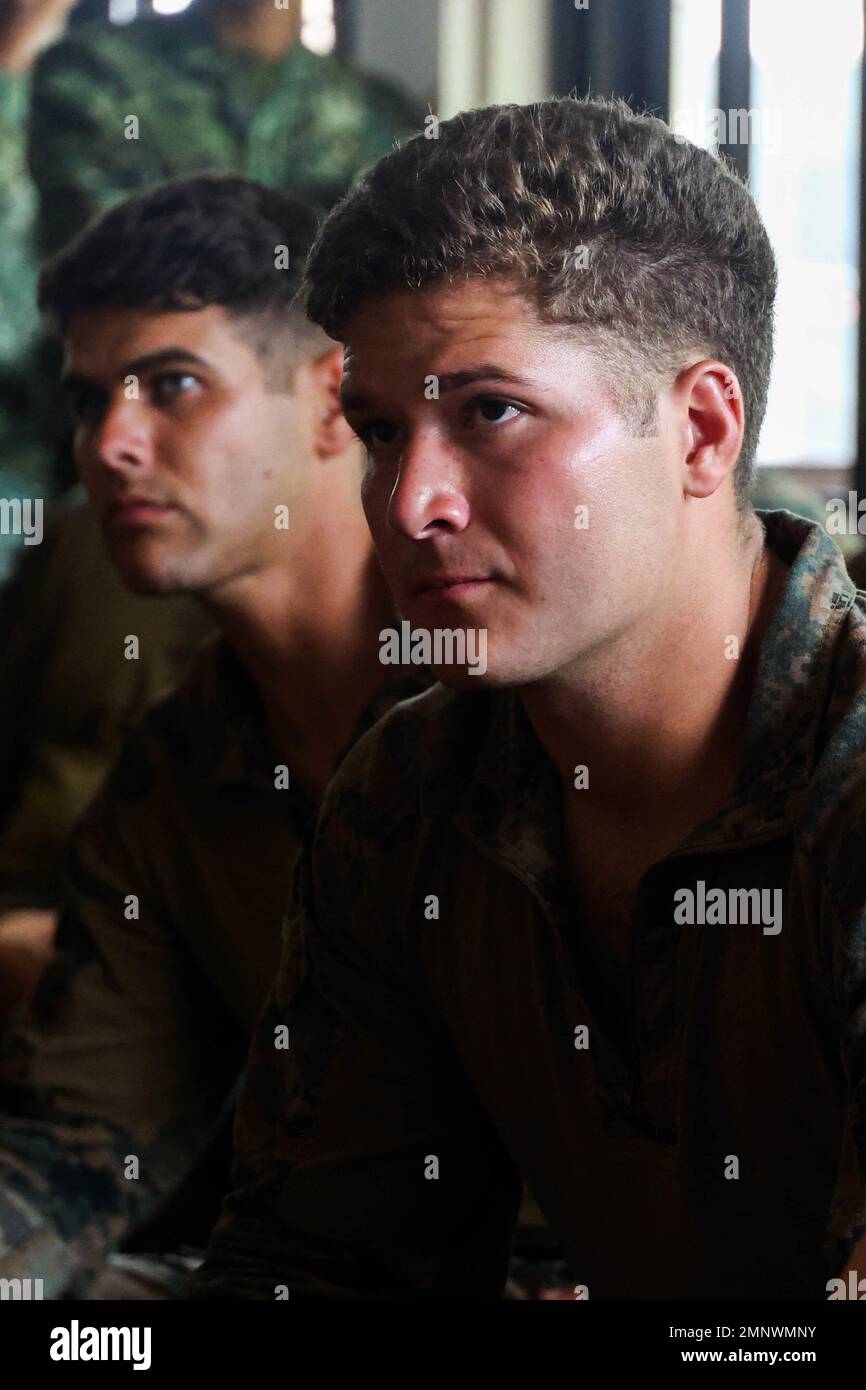 Aaron Fairfield's Instagram, Twitter & Facebook on IDCrawl