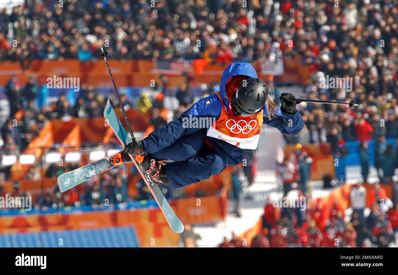 Rowan Cheshire, of Britain, runs the course during the women's halfpipe ...