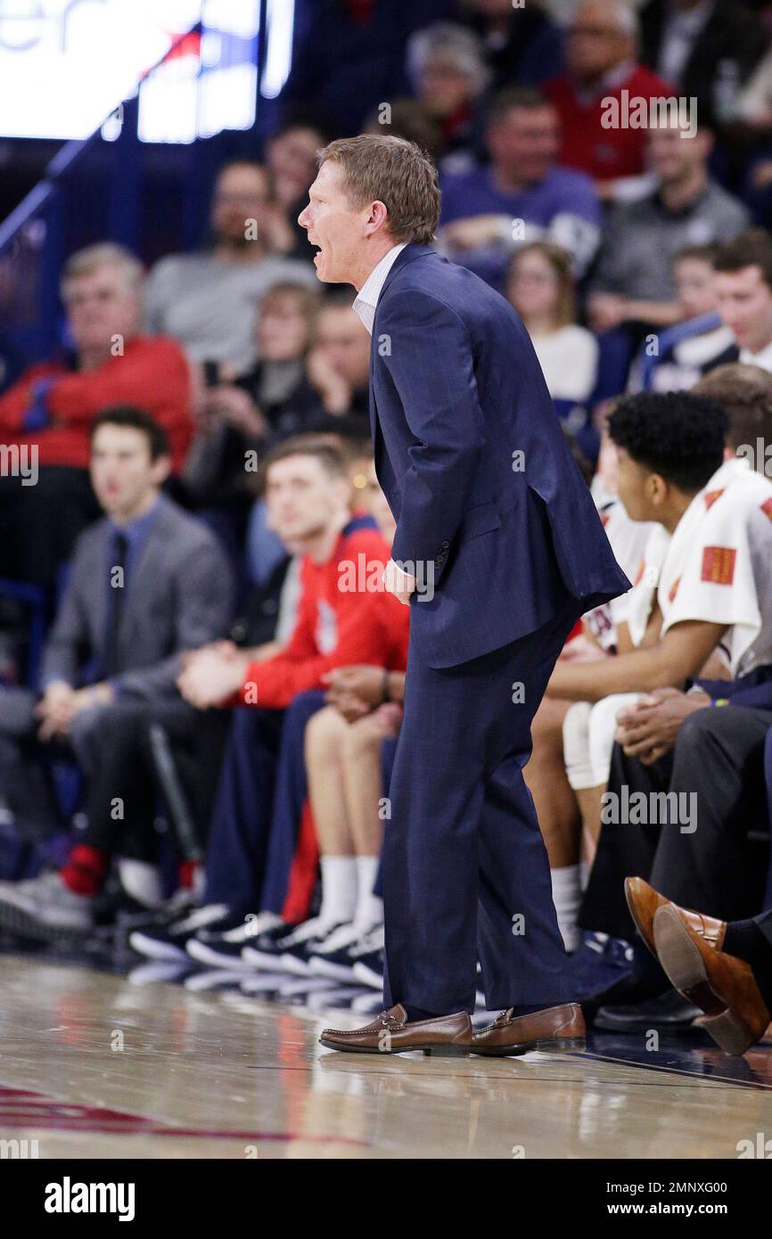 Gonzaga head coach Mark Few shouts at his team during the second half ...