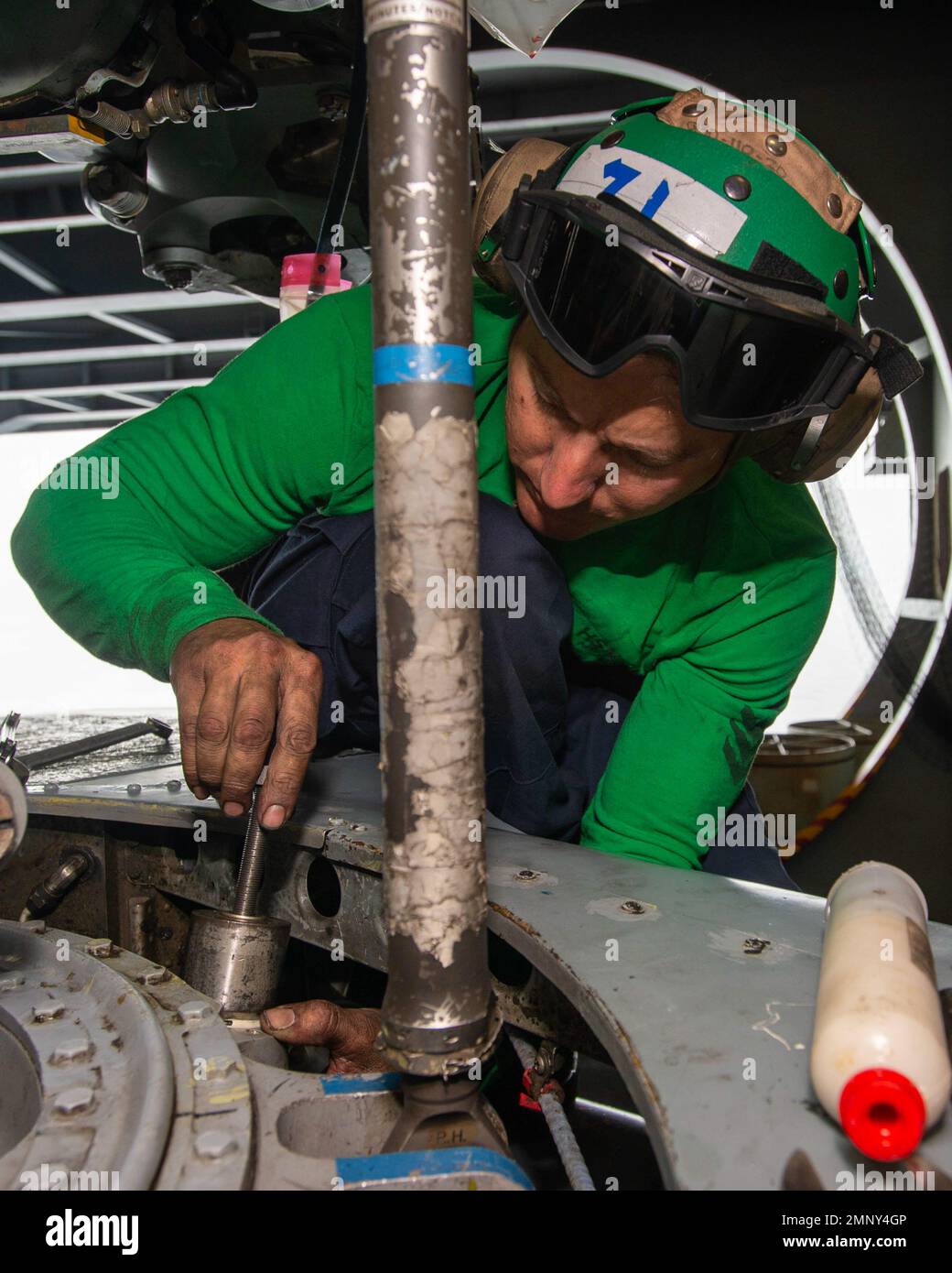 221007-N-NX635-2021 PACIFIC OCEAN (Oct. 7, 2022) U.S. Navy Aviation ...