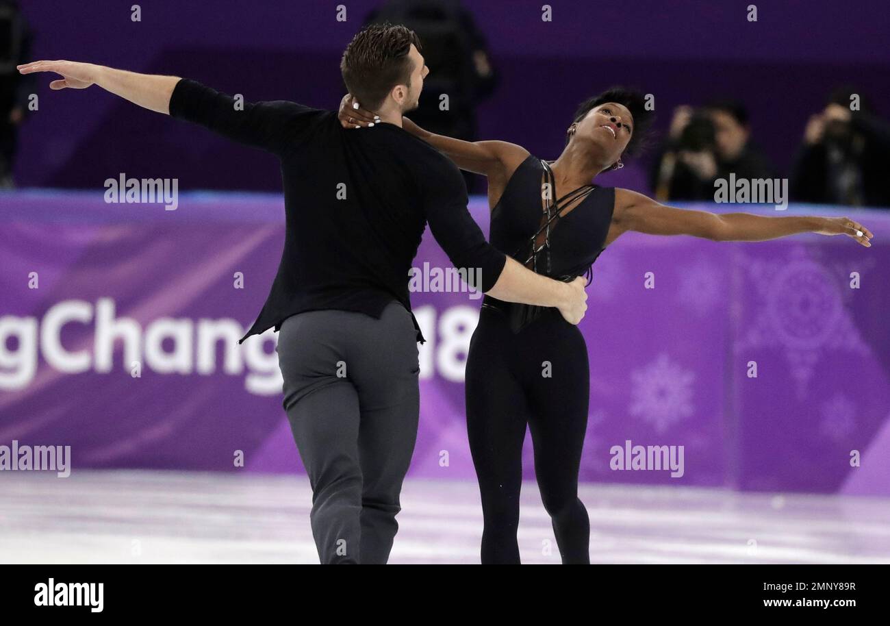 Vanessa James and Morgan Cipres of France perform in the pairs free ...