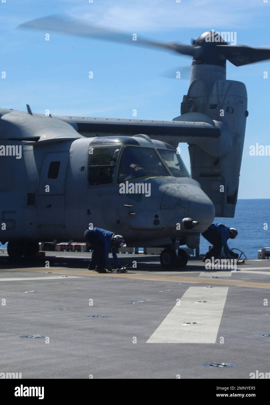 221008-N-VJ326-1078 SOUTH CHINA SEA (Oct. 8, 2022) – Sailors remove ...