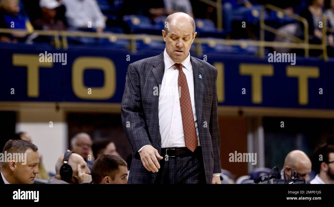 Pittsburgh head coach Kevin Stallings during the first half of an NCAA ...