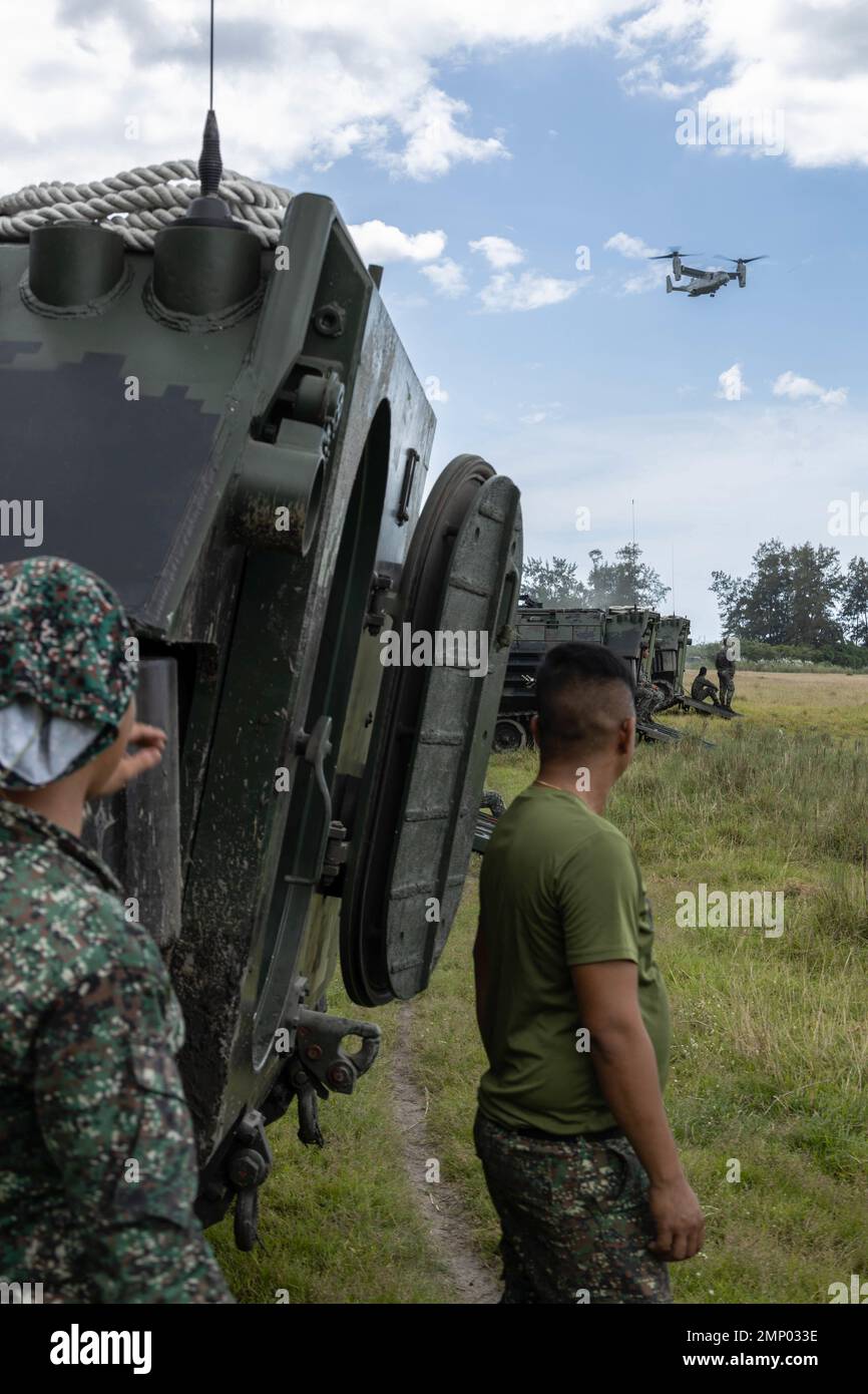 Philippine Marines observe a U.S. Marine Corps MV-22B Osprey insert ...