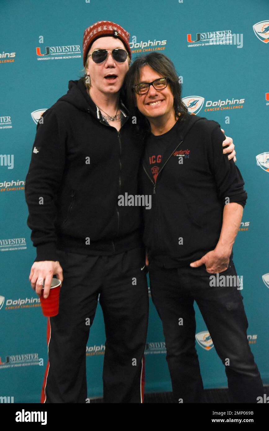 John Rzeznik, left, and Robby Takac of the Goo Goo Dolls attend a press ...