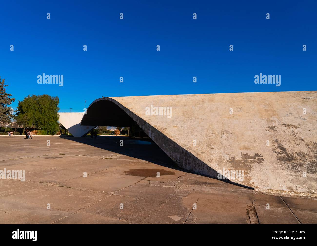 University of Mentouri designed by Oscar Niemeyer, North Africa ...