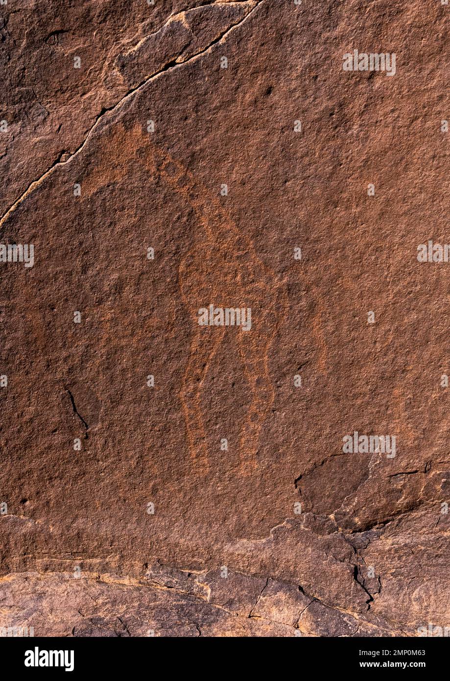 Giraffe rock carving in Cultural park of Ahaggar, North Africa, Tagmart ...