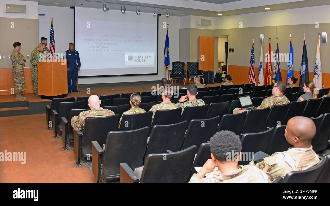 Powerpoint presentation auditorium hi-res stock photography and images ...