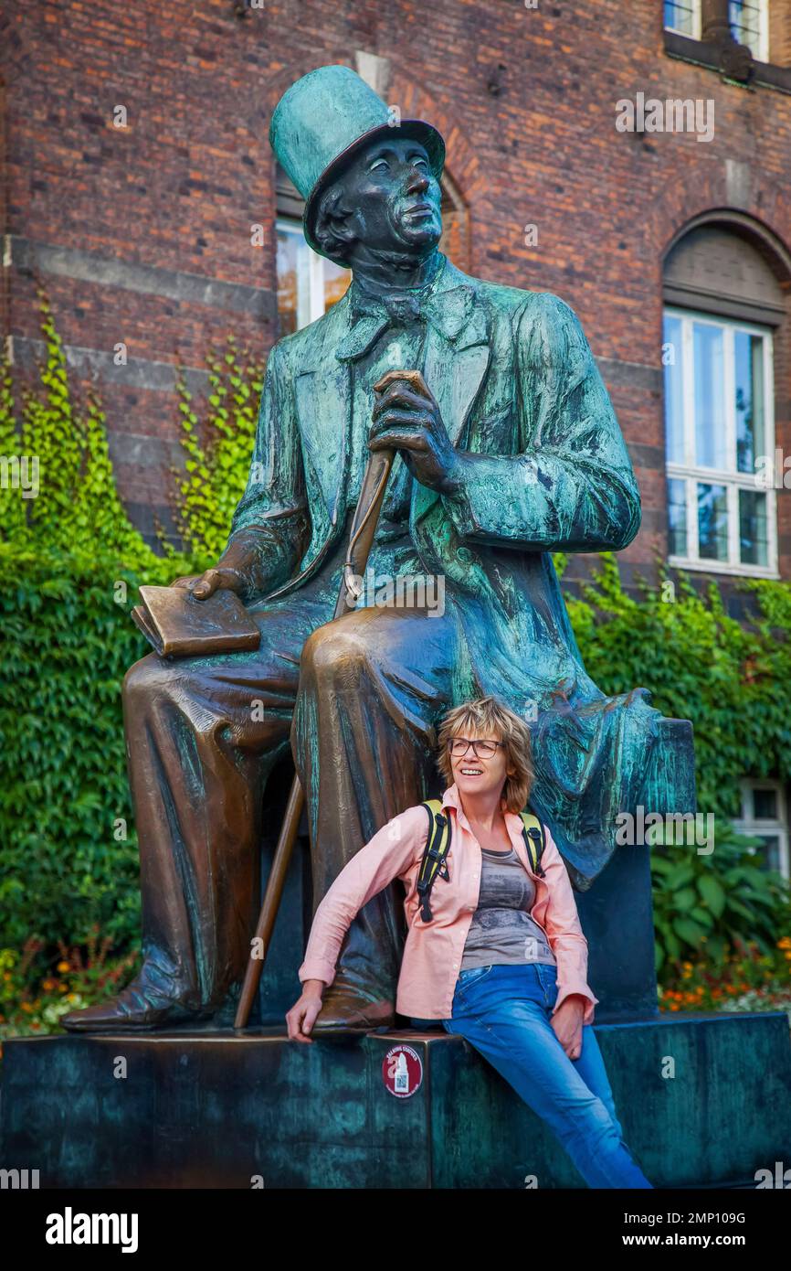 Denmark, Copenhagen, statue of Hans Christian Andersen at City Hall ...
