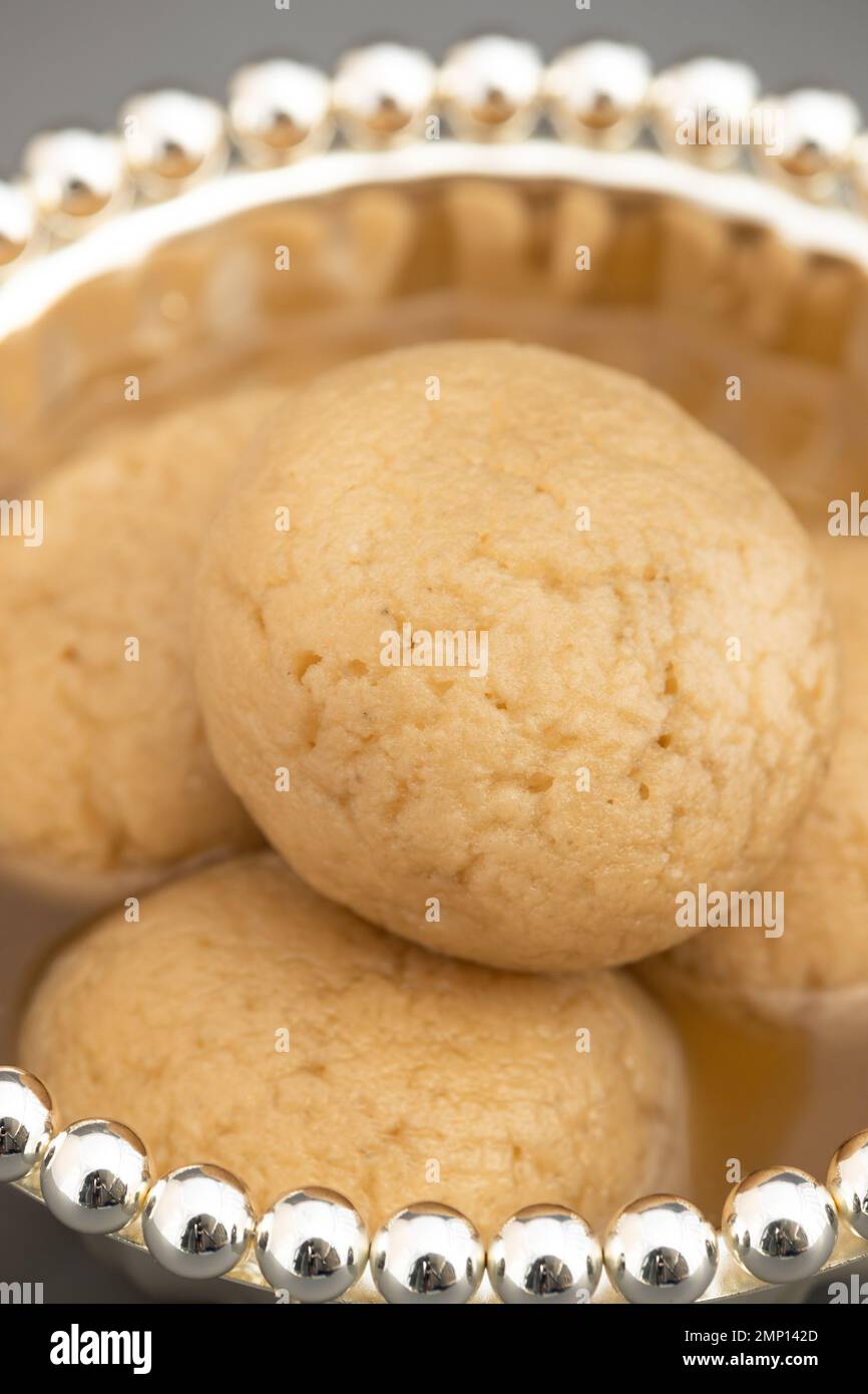 Nolen gur rasgulla hi-res stock photography and images - Alamy