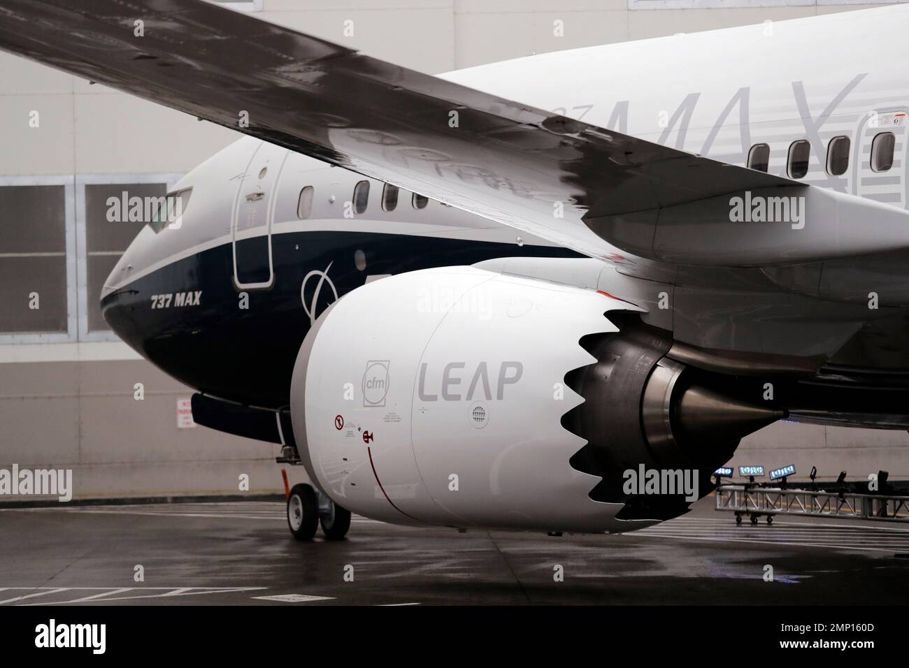 A Boeing 737 MAX 7, the newest version of Boeing's fastest-selling ...