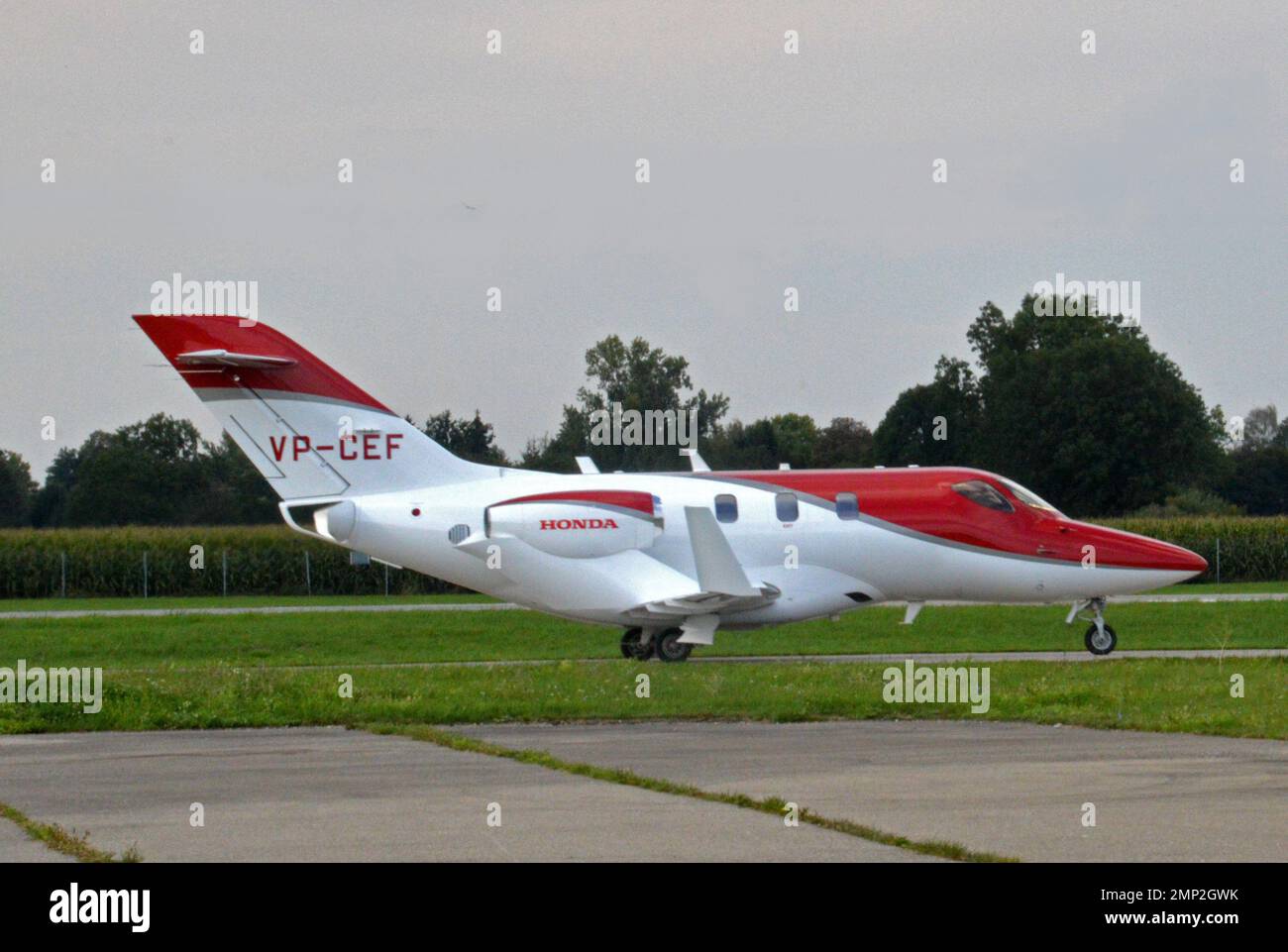 Honda jet hi-res stock photography and images - Alamy