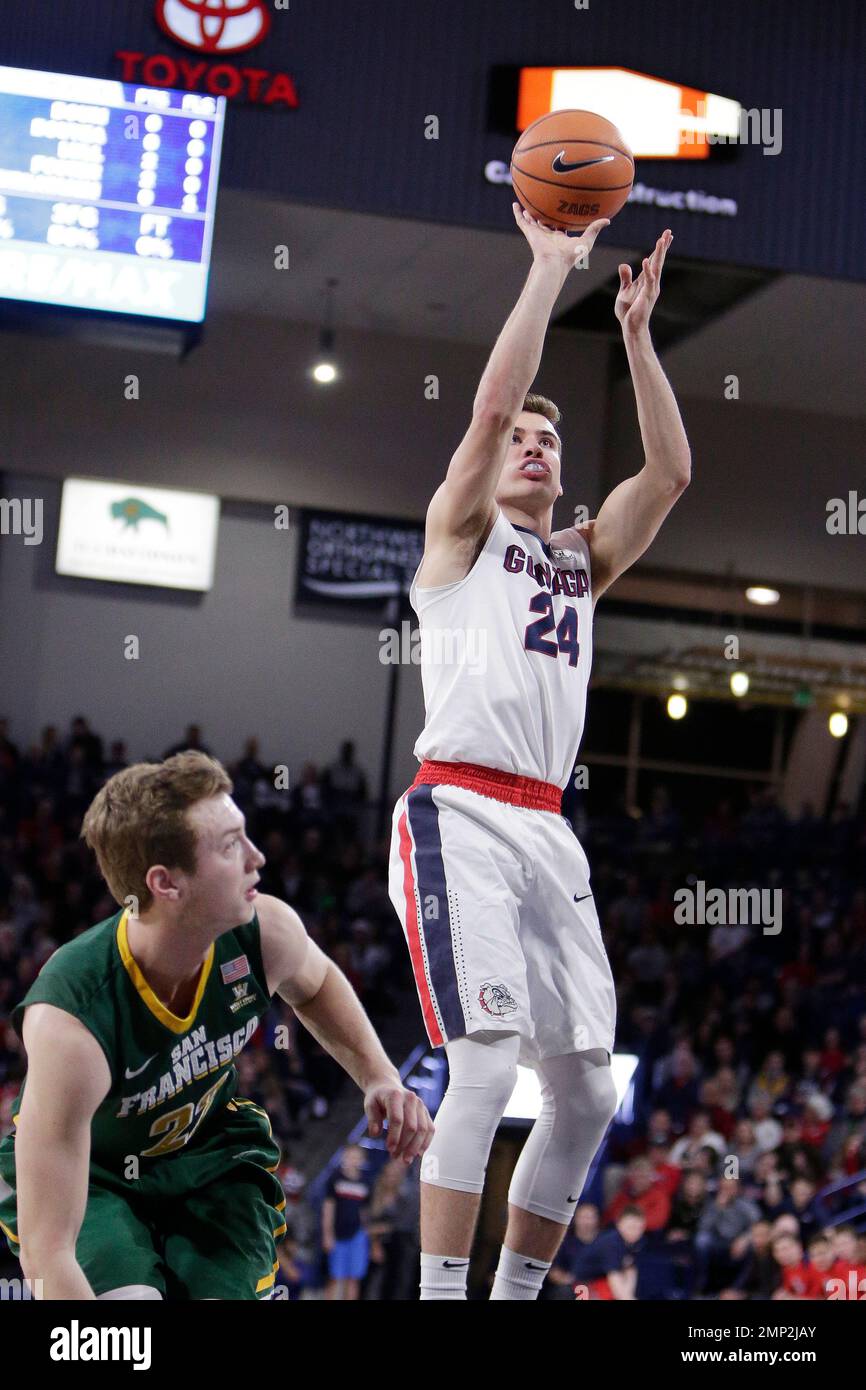 Gonzaga forward Corey Kispert (24) shoots in front of San Francisco ...