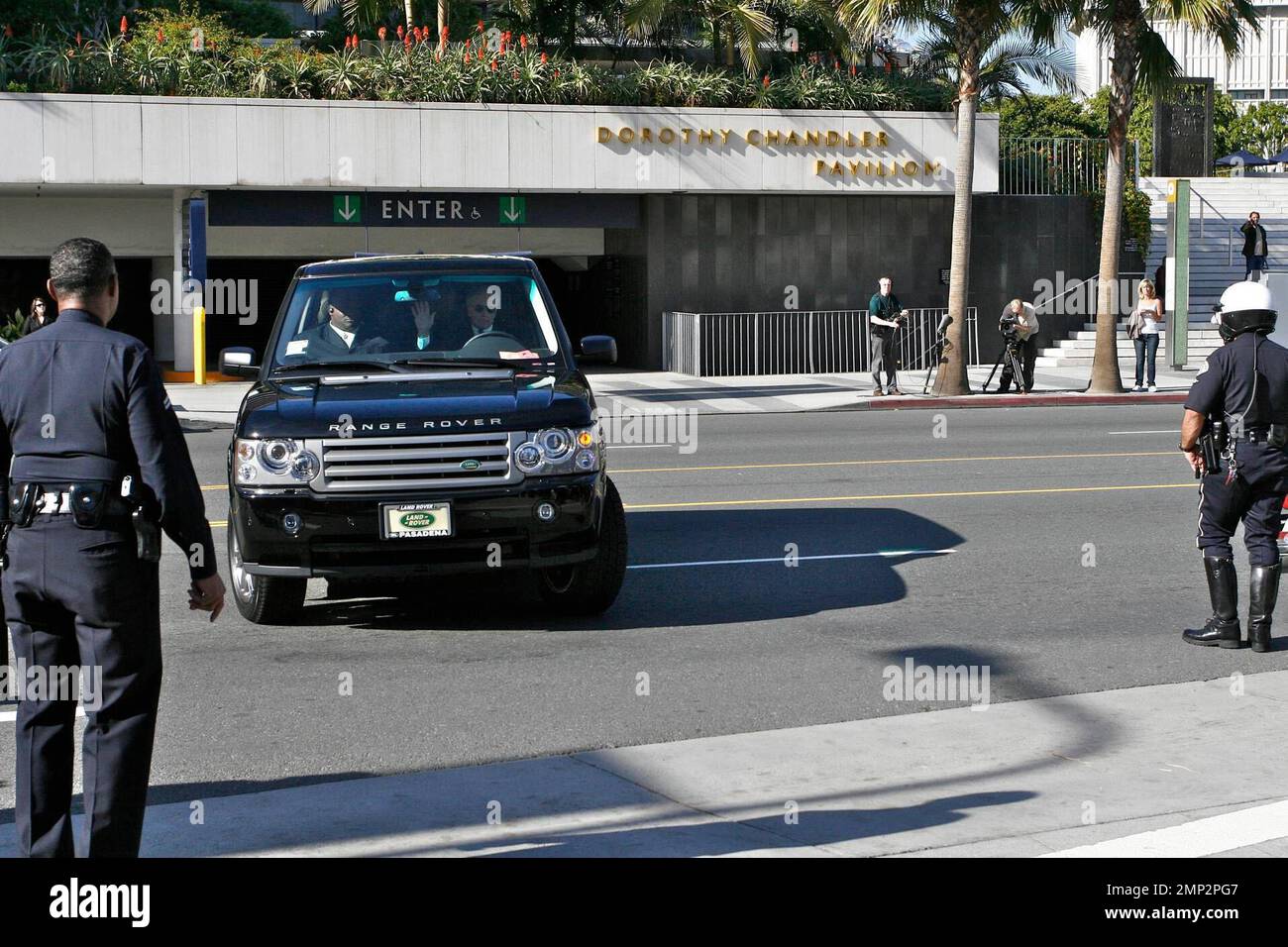 Kevin Federline and attorney Mark Vincent Kaplan return from their ...