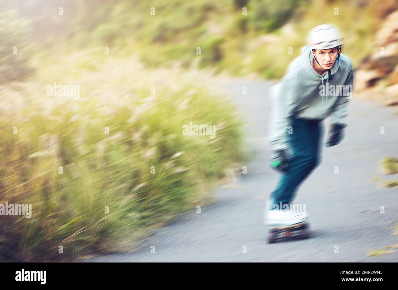 Man speed skating road hi-res stock photography and images - Alamy