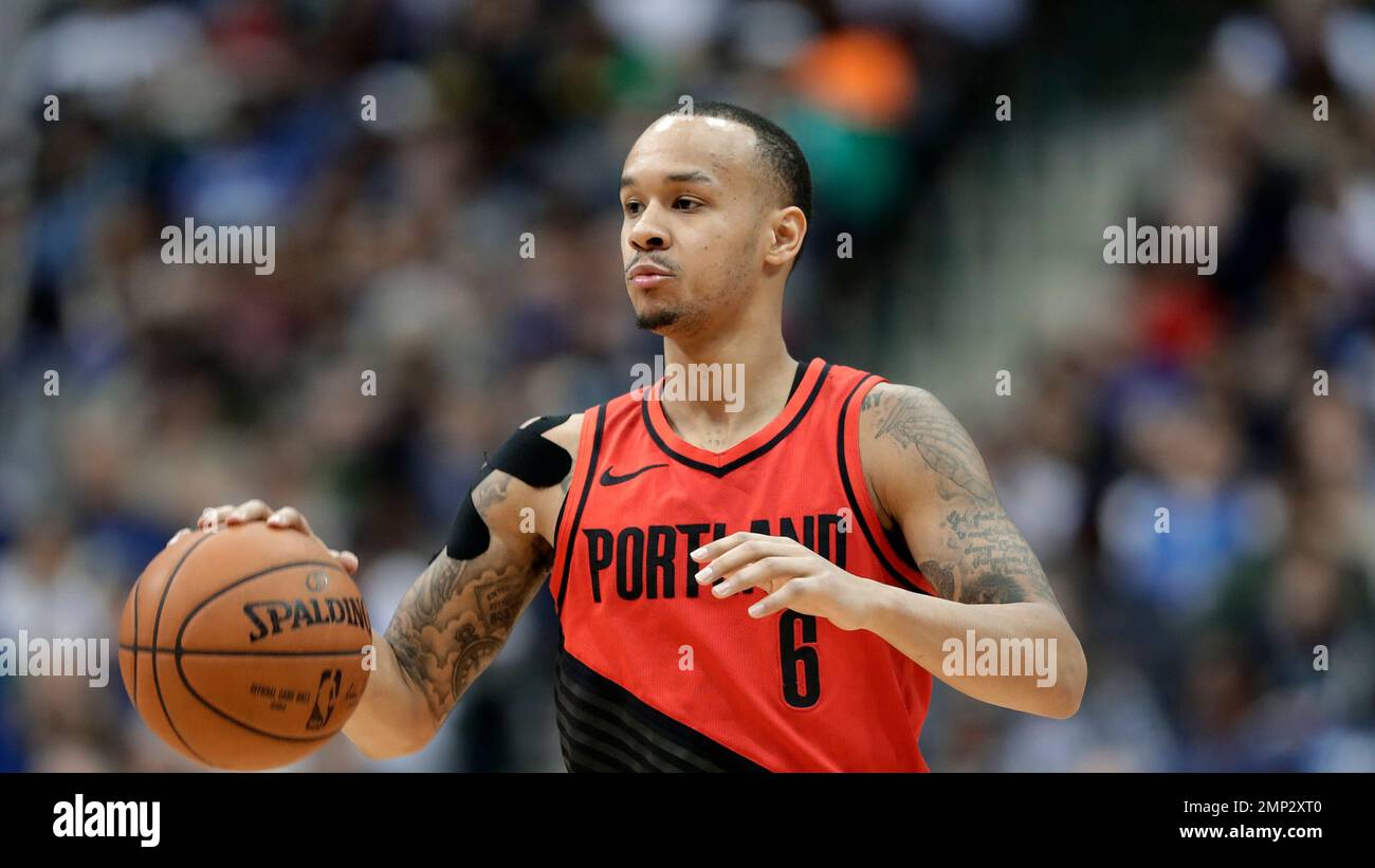 Portland Trail Blazers guard Shabazz Napier (6) advances the ball up ...