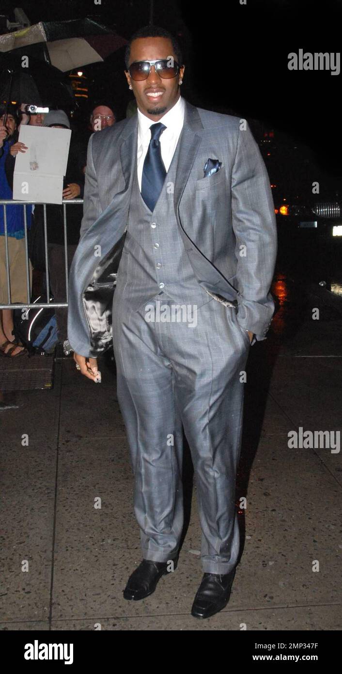 Sean combs p diddy and fans hi-res stock photography and images - Alamy